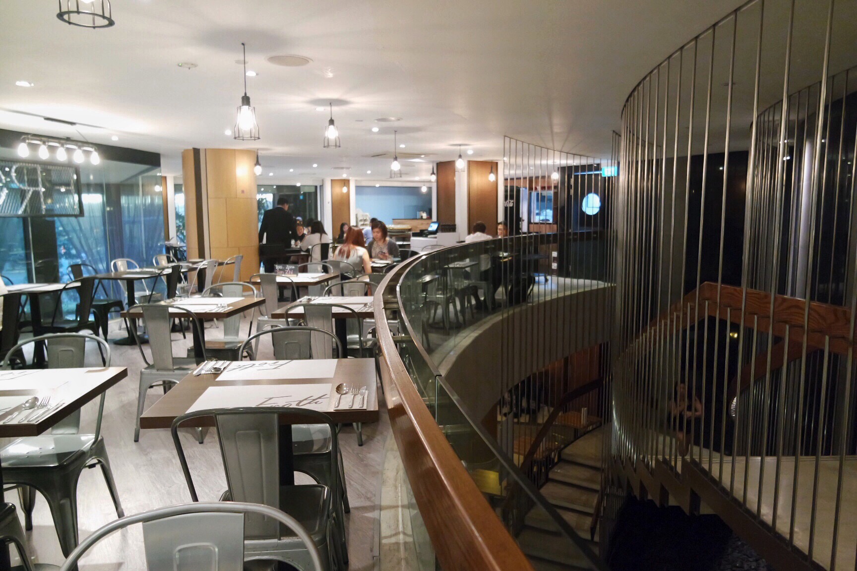 Froth’s New Menu Awaits You at Ascott Raffles Place